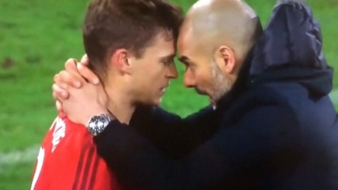 What did Guardiola tell Kimmich during their famous embrace? | MARCA in ...