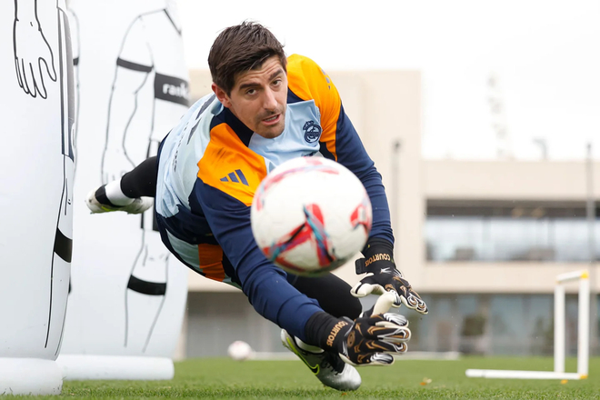 Courtois apura en su recuperación
