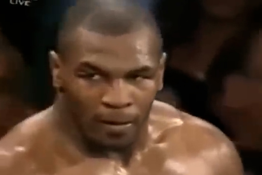 Mike Tyson bites holyfields ear - MARCA TV English