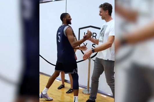 Pau Gasol, Carmelo Anthony and Sue Bird: Luxury visitors at team USA ...