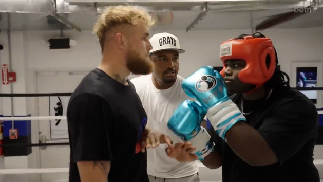 Jake Paul almost KO's rapper Kill Jasper and new girlfriend Jutta ...