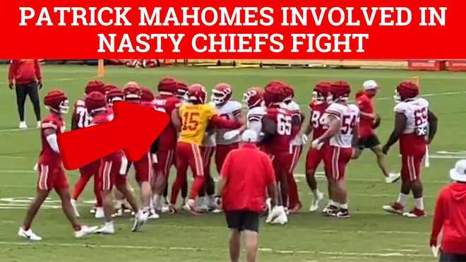 Patrick Mahomes intervenes into a pizza battle with a Chiefs teammate ...