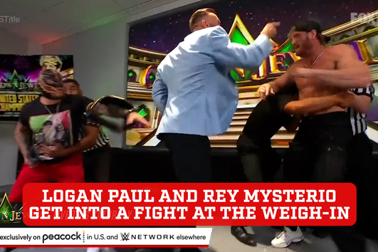 Logan Paul calls Rey Mysterio a midget and he responds with a punch on ...