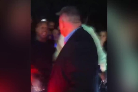 Resurfaced video shows Michael Jordan stopping a fight between two rap ...