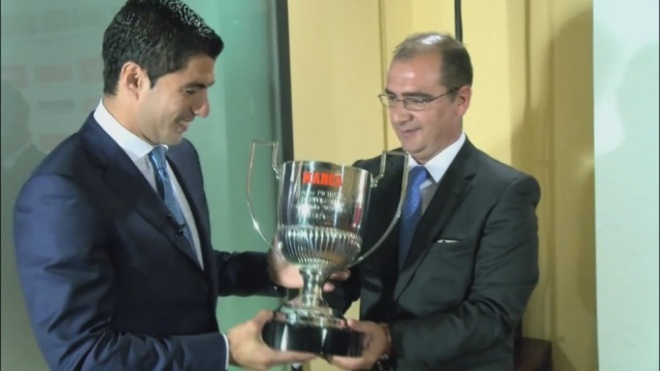 Suarez's pride at receiving Pichichi Trophy | MARCA in English