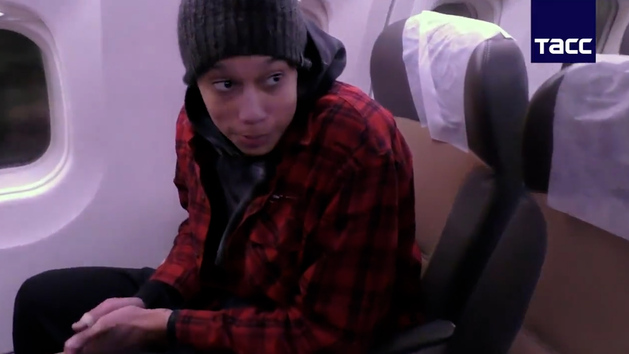 Así fue la liberación de Brittney Griner: su vuelo a la libertad - MarcaTV Así fue la liberación de Brittney Griner: su vuelo a la libertad - MarcaTV