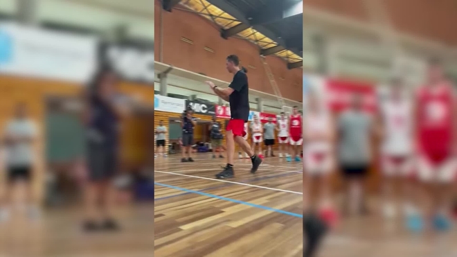 Escapar a la guerra para ir a la 'Pau Gasol Academy by Santander'