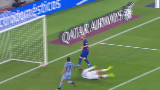 Messi feint freezes keeper Viviano in place and allows for easy finish ...