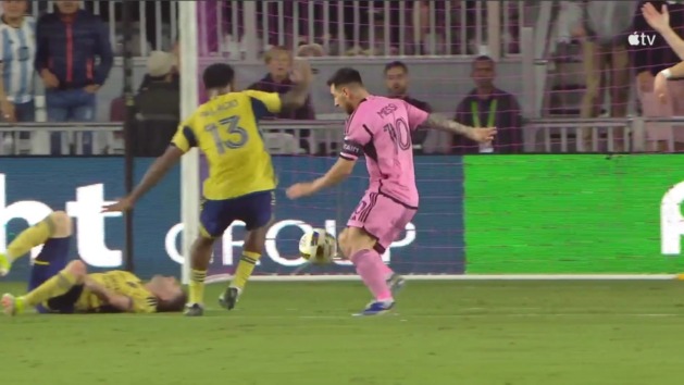 Messi and his exquisite dribble... to an opponent lying on the floor ...