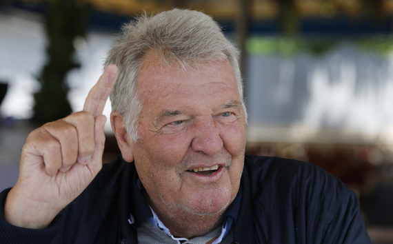 Entrevista a John Benjamin Toshack - MarcaTV