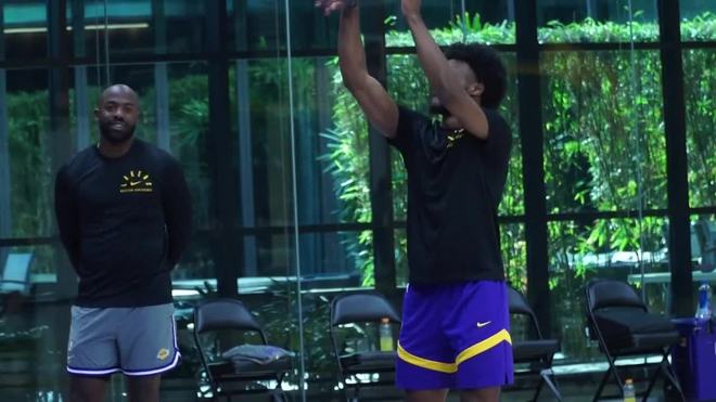 MLB's Griffeys set to watch James family make NBA history at Lakers opener | Marca