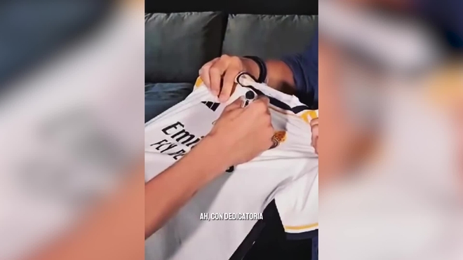 Un periodista pide una firma a Valverde... y que falsifique las de ...
