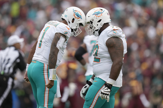 Miami Dolphins Dominate Washington Commanders in Blowout Victory ...