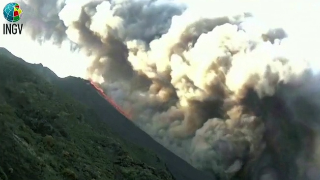El volcán Stromboli entra en erupción - EXPANSIONTV